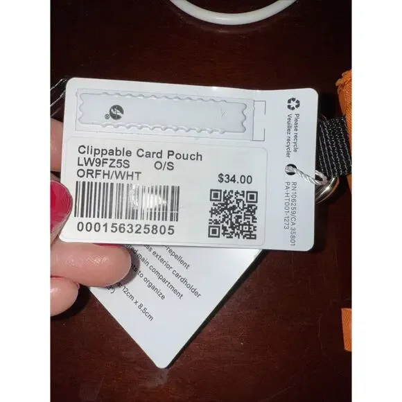 lululemon athletica | Bags | New With Tags Lululemon Clippable Card ...